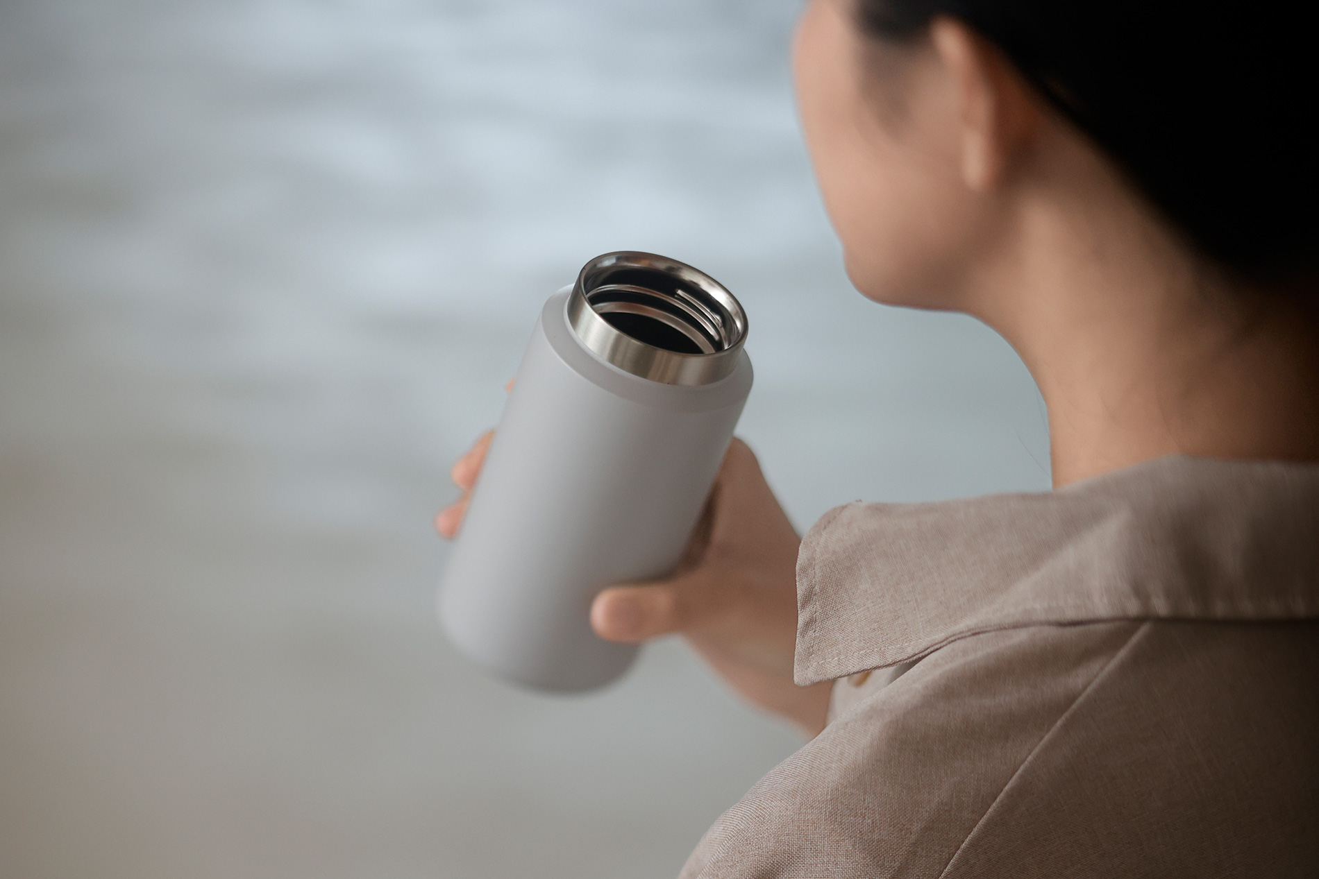 天然木を楽しむ、家具のようなボトル。「DRINK BOTTLE MOKU」登場 - RIVERS JOURNAL